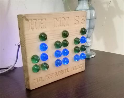 Binary Desk Clock Trybotics