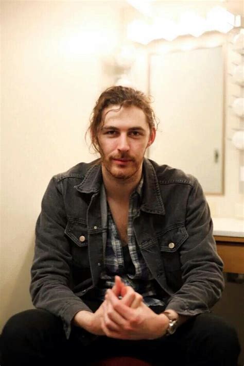 Pin By Ute Black On Hozier Hozier Singer Pretty Men