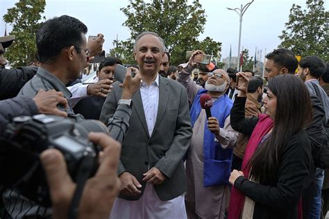 Pakistan Swears In Newly Elected Lawmakers Northwest Arkansas