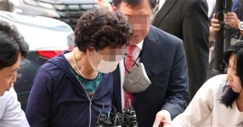 ‘349억 잔고 위조 김건희 모친 가석방 만장일치 결정