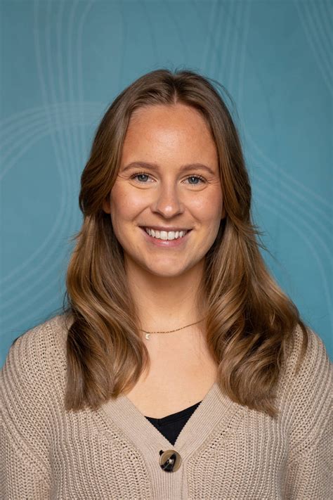 Lise Endregard Hemat Successfully Defends Masters Thesis Peace