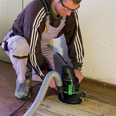 Шлифовальная машинка по дереву