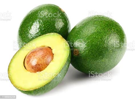 흰색 배경에 고립 된 슬라이스와 아보카도 0명에 대한 스톡 사진 및 기타 이미지 0명 계절 과일 Istock