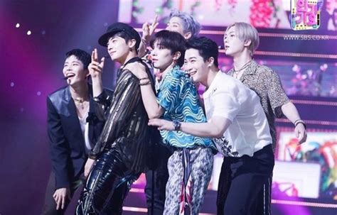 Pin by Lizz on º Astro Astro Talk show Scenes