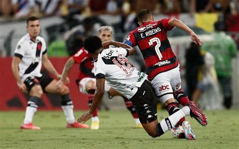 Flamengo pode ter até mudanças em relação ao último jogo contra Vasco Coluna do Fla