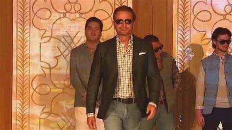 Lou Canellis And Dawn Hasbrouck Work The Runway Fox 32 Chicago
