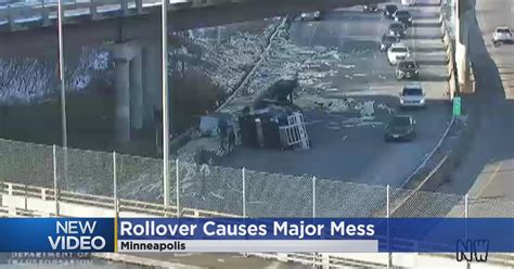 Semi Rollover On 35w In Minneapolis Causes Big Mess Delays Cbs Minnesota