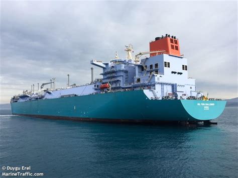 Ship Mol Fsru Challenger Lpg Tanker Registered In Bahamas Vessel