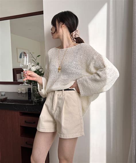 더클립 [핀턱 쇼츠] 크리미 하이웨스트 핀턱 A라인 반바지 면반바지 여름 숏팬츠