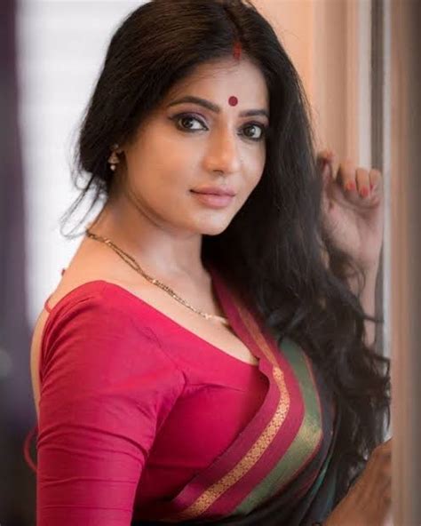 Meri Randiii Maa Ke Chuche Blouse Faad Ke Kaun Chusega Scrolller