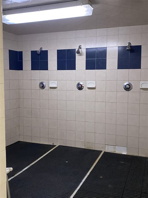 Vintage Senior Swim Team” Rcommunalshowers