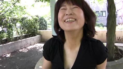 五十路素人熟女 18人4時間 アダルト動画 ソクミル
