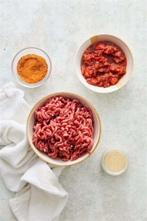 Crockpot Taco Meat Baked Bree