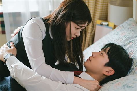 Netflix K Drama Love Next Door Jung Hae In Jung So Min In Colourful