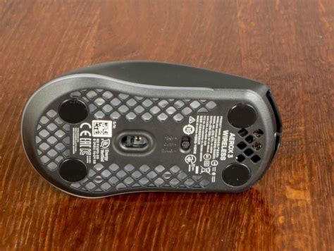 Steelseries Aerox 3 Wireless A Cool Mouse For In The Summer