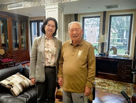 中国中医科学院中医基础理论研究所领导国庆节前走访慰问老党员中国中医科学院中国中医科学院中医基础理论研究所领导国庆节前
