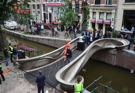 Worlds First 3d Printed Steel Footbridge Unveiled By Queen Máxima In