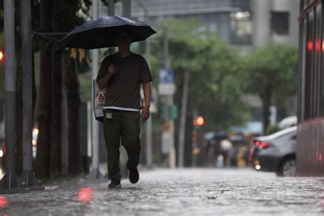對流旺盛 雙北等10縣市大雨特報 生活 中央社 Cna