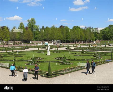 Known As The Versailles Of Holland The Gardens Of Het Loo Palace Have