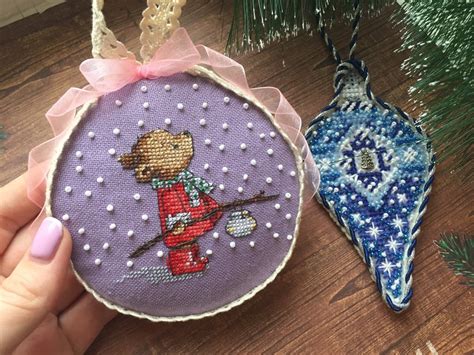 Вышивка «Новогодние игрушки на елку Вышивка крестом