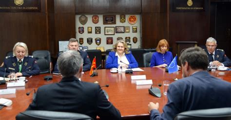 Петровска Соработка меѓу НАТО и ЕУ за Украина е доказ за одлучноста за заштита на стабилноста и