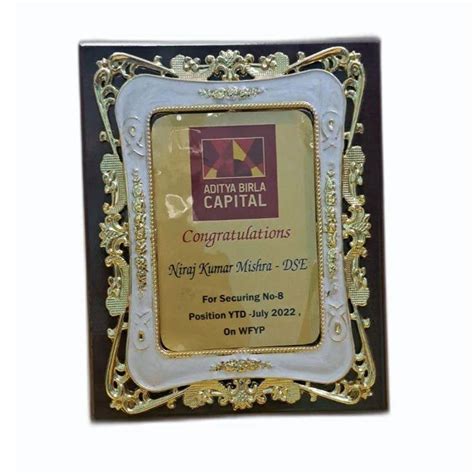 Printed Brown Wooden Frame Award Certificate Shape Rectangular Size