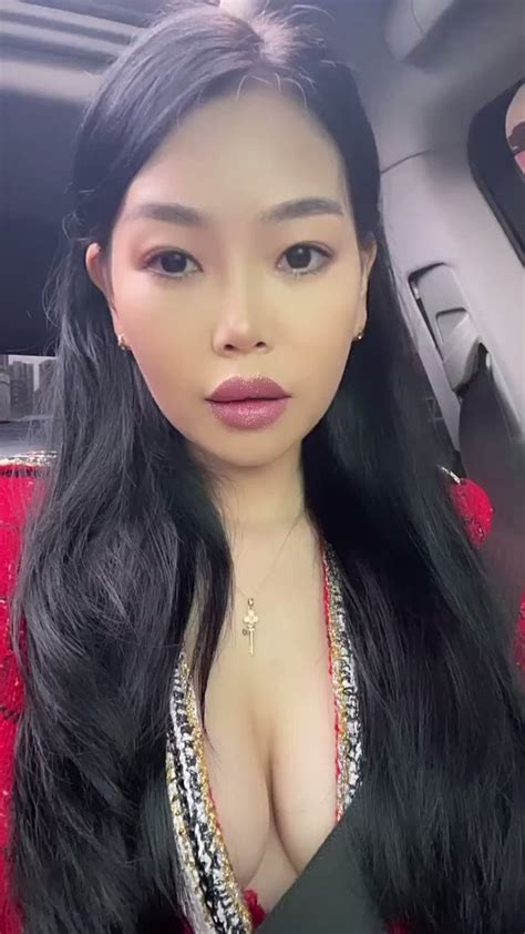 The ЮҮХҮҮ On Twitter Юу яриад байгааг нь 😜 Яагаад ч юм ойлгосонгүй