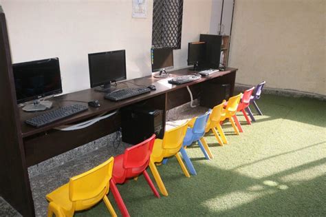 Kindergarten Computer Lab Golden Gate Global School