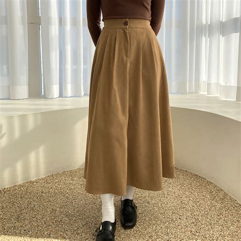 골덴 핀턱 플레어 햅번 롱 밴딩 스커트 에이블리