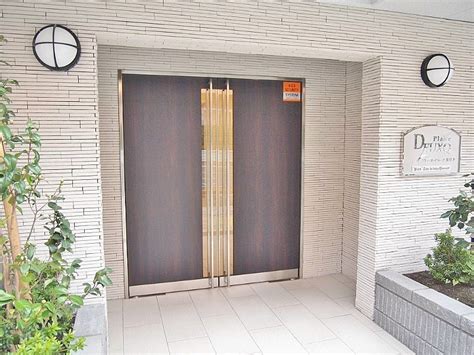 りんかい線「東雲駅」徒歩6分東京メトロ有楽町線「辰巳駅」徒歩15分ゆりかもめ「有明駅」徒歩19分