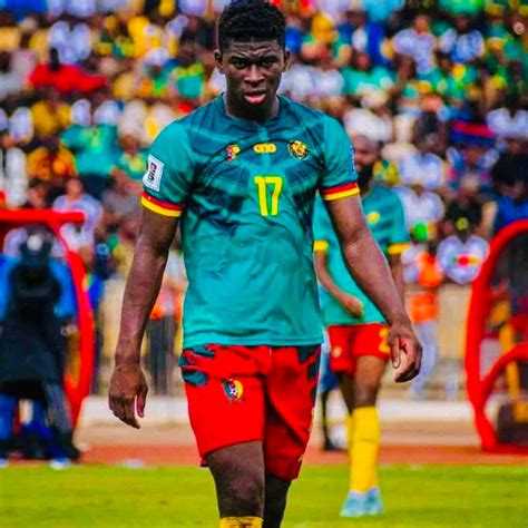Actualités CAMEROUN Carlos Baleba La nouvelle étoile du football africain dans le viseur
