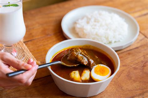 『クッキングパパ』のレシピを再現したレトルトカレーはきっと絶品♪ 「激辛グリーンカレー」も「モツ鍋カレー」もうまそう！ Pouch ポーチ