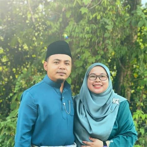 Embun Amalin Embun Amalin Threads Say More