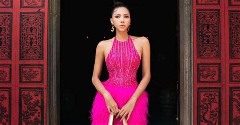 Nhan Sắc Siêu Mẫu Minh Triệu 3 Vòng Siêu Chuẩn đồng Hồ Cát