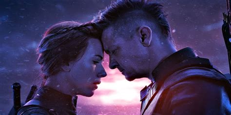 Tom Hiddleston Scarlett Johansson Kiss