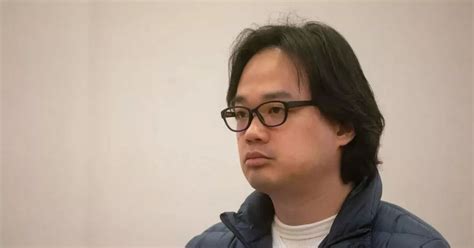 Perv Teacher Begged Pupils For Lewd Videos On Snapchat And Claims I