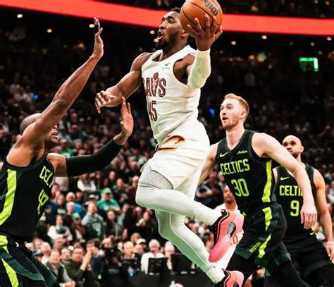 Nba最新排名！西部第二易主，湖人守住第四，快船给勇士送温暖