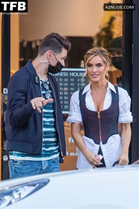 Chrishell Stause Sexy Seen Flaunting Her Hot Body While Filming On