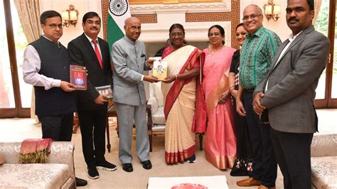 Former Odisha Governor Hands Over His Autobiography To President The