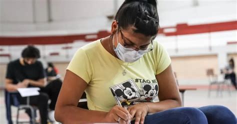 Itaipú Becal lanzan hoy 3 100 becas universitarias El Nacional