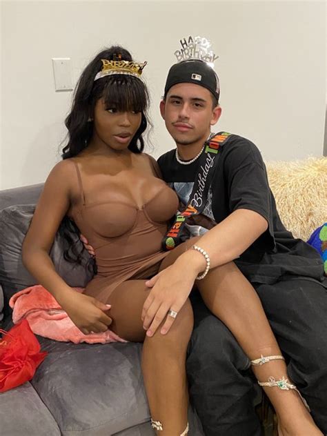 TW Pornstars Andy Videos And Pics