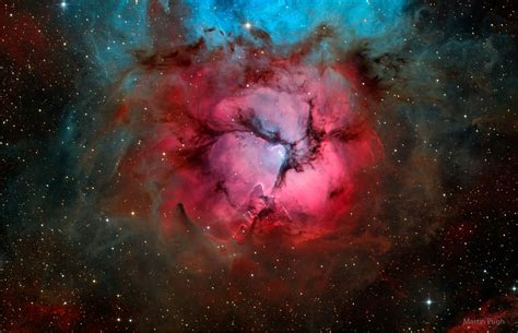 9 Science Joanmira Astronomy In The Center Of The Trifid Nebula