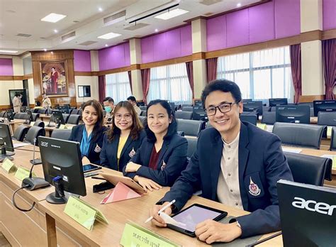 อาจารย์สำนักวิชาสาธารณสุขศาสตร์ร่วมประชุมคณะทำงานด้านการเปลี่ยนแปลงสภาพ