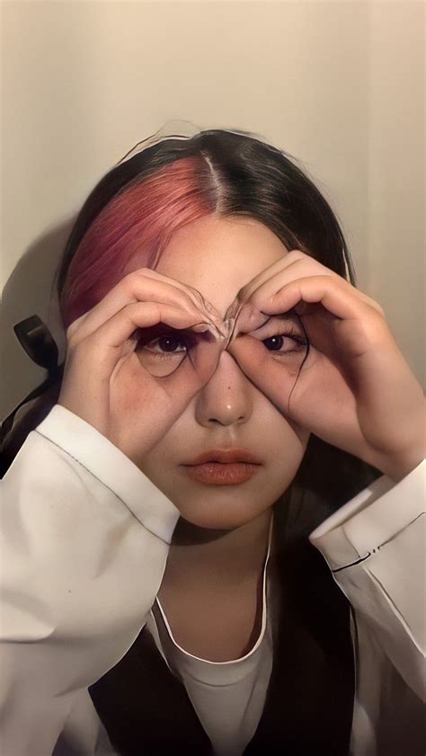Pin oleh Λ di ITZY Selebritas Selebriti Gadis korea