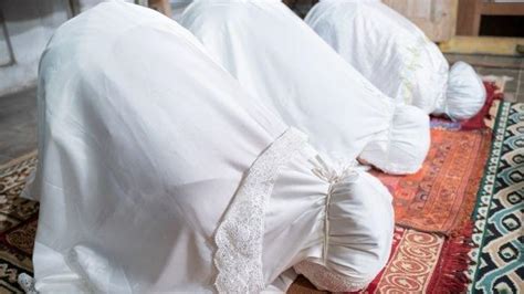 Niat Salat Subuh Lengkap Doa Qunut Dan Qunut Nazilah Dalam Tulisan