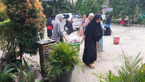 Membangun Kesadaran Lingkungan Di Bulan Ramadan Kolaborasi Ccep