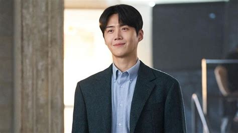 Satu Agensi Dengan Cha Eun Woo Kim Seon Ho Gabung Fantagio