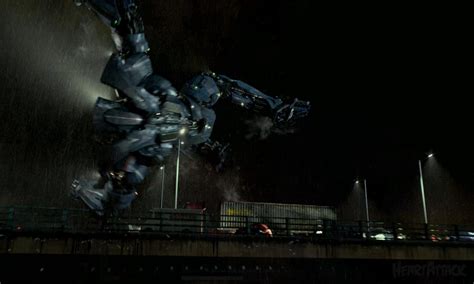 映画 パシフィック・リム（pacific Rim） 監督：ギレルモ・デル・トロ 脚本：トラヴィス・ビーチャム 出演：チャーリー・ハナム