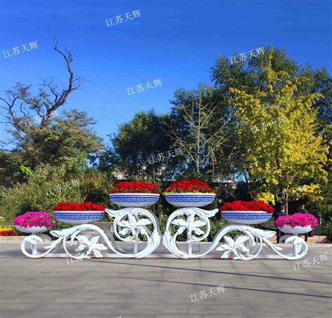 产品展示 景观花架 景观花箱 灯光亮化江苏天辉