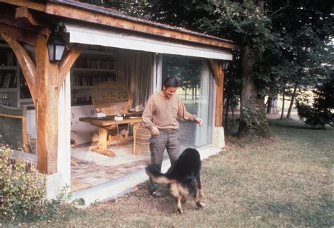 Entramos En La Casa De Alain Delon Un Monumento Histórico En La
